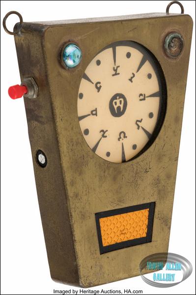 Alien Amulet Device