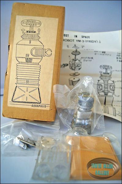Lost in Space 1/25 Metal Robot Kit