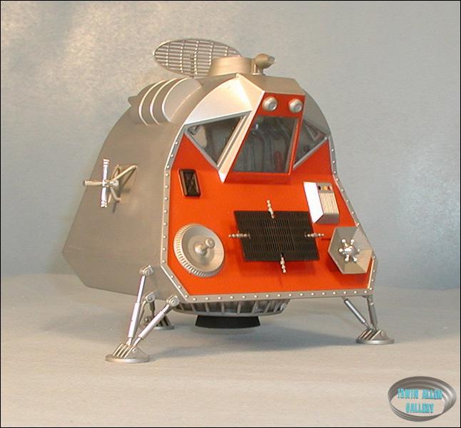 Moebius Space Pod