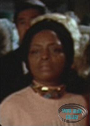 Toni Vaz - Female Party Guest