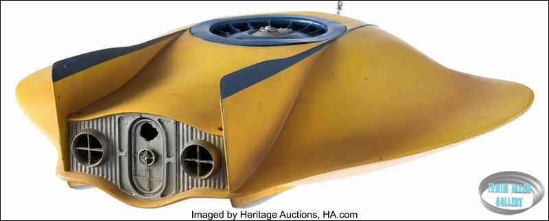 Flying Sub filming miniature